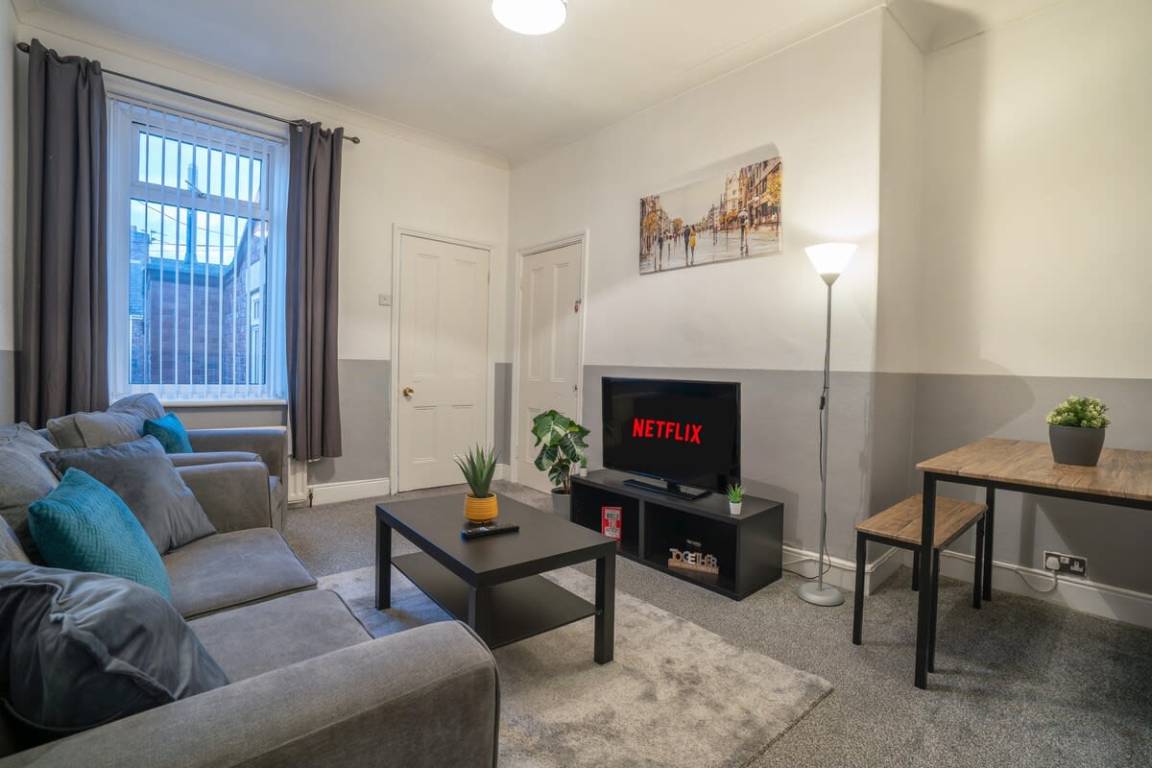 110 M² Apartment ∙ 3 Bedrooms ∙ 5 Guests - Haymarket - Newcastle
