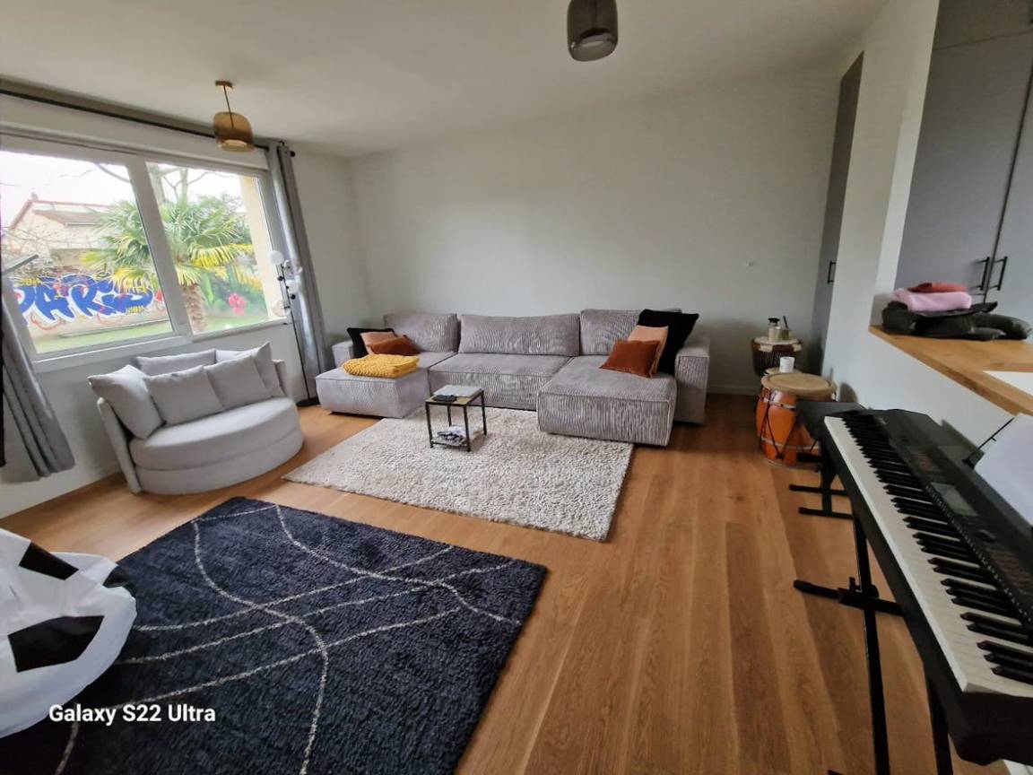 150 M² Maison De Vacances ∙ 3 Chambres ∙ 6 Personnes - Noisy-le-Grand