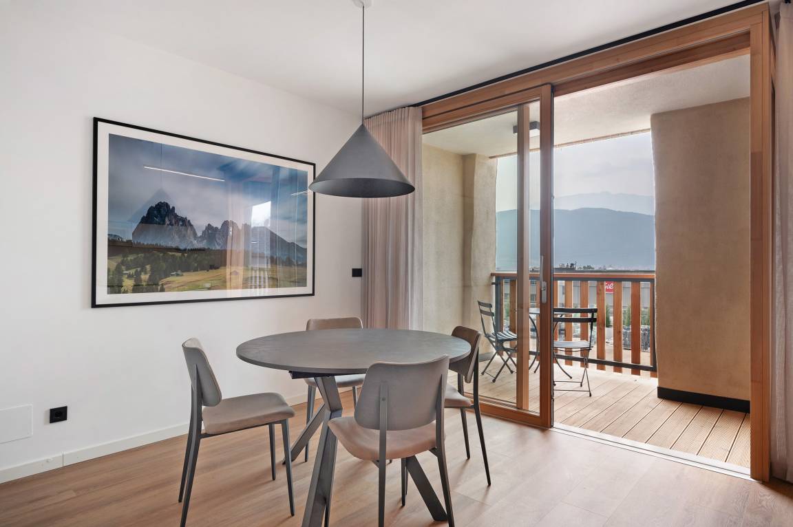 119 M² Apartamento ∙ 2 Habitaciones ∙ 6 Huéspedes - Bolzano, Italia