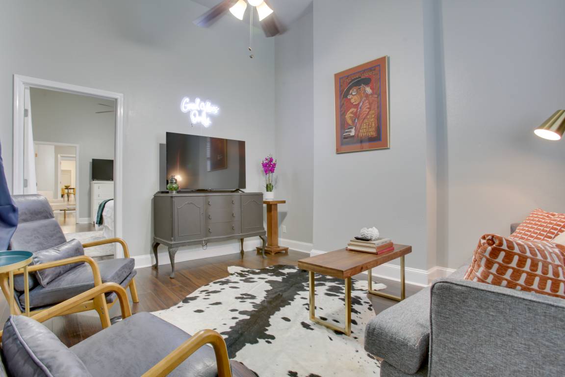 98 M² House ∙ 2 Bedrooms ∙ 6 Guests - Metairie, LA