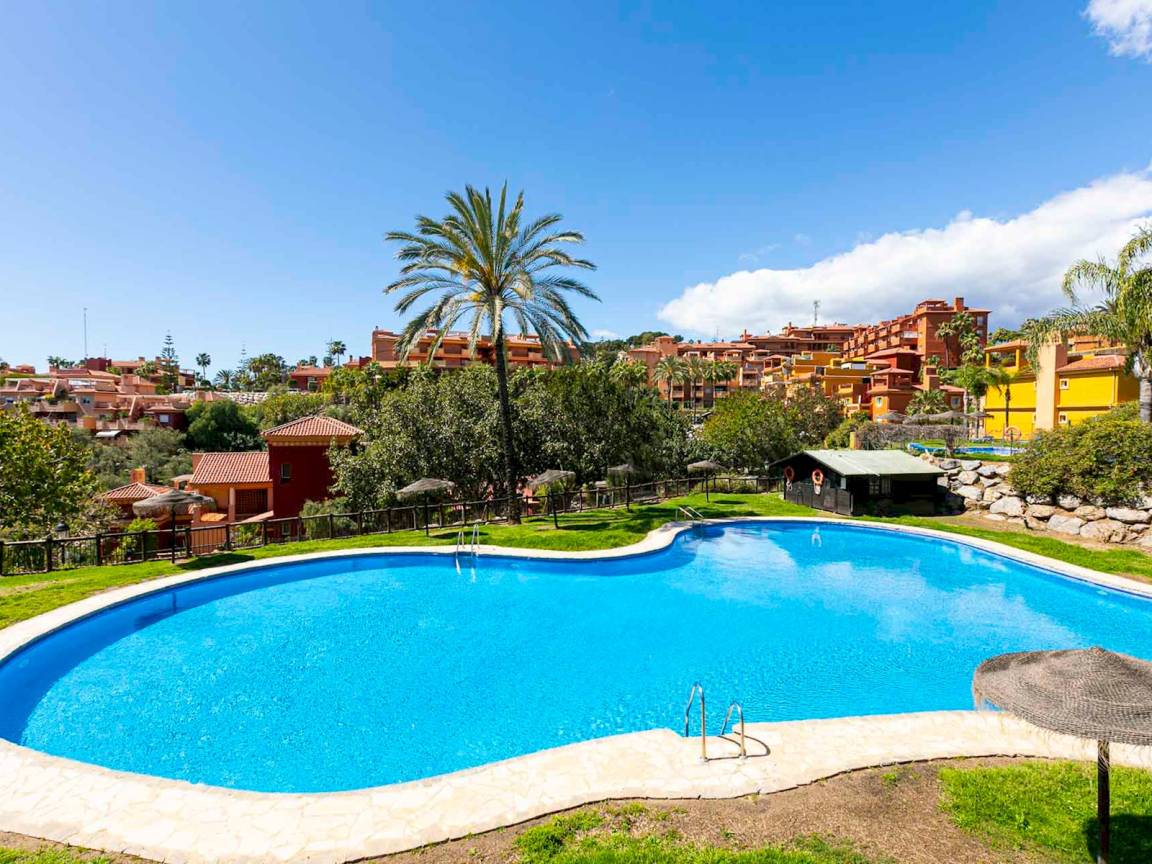 111 M² Apartamento ∙ 2 Quartos ∙ 4 Hóspedes - Marbella