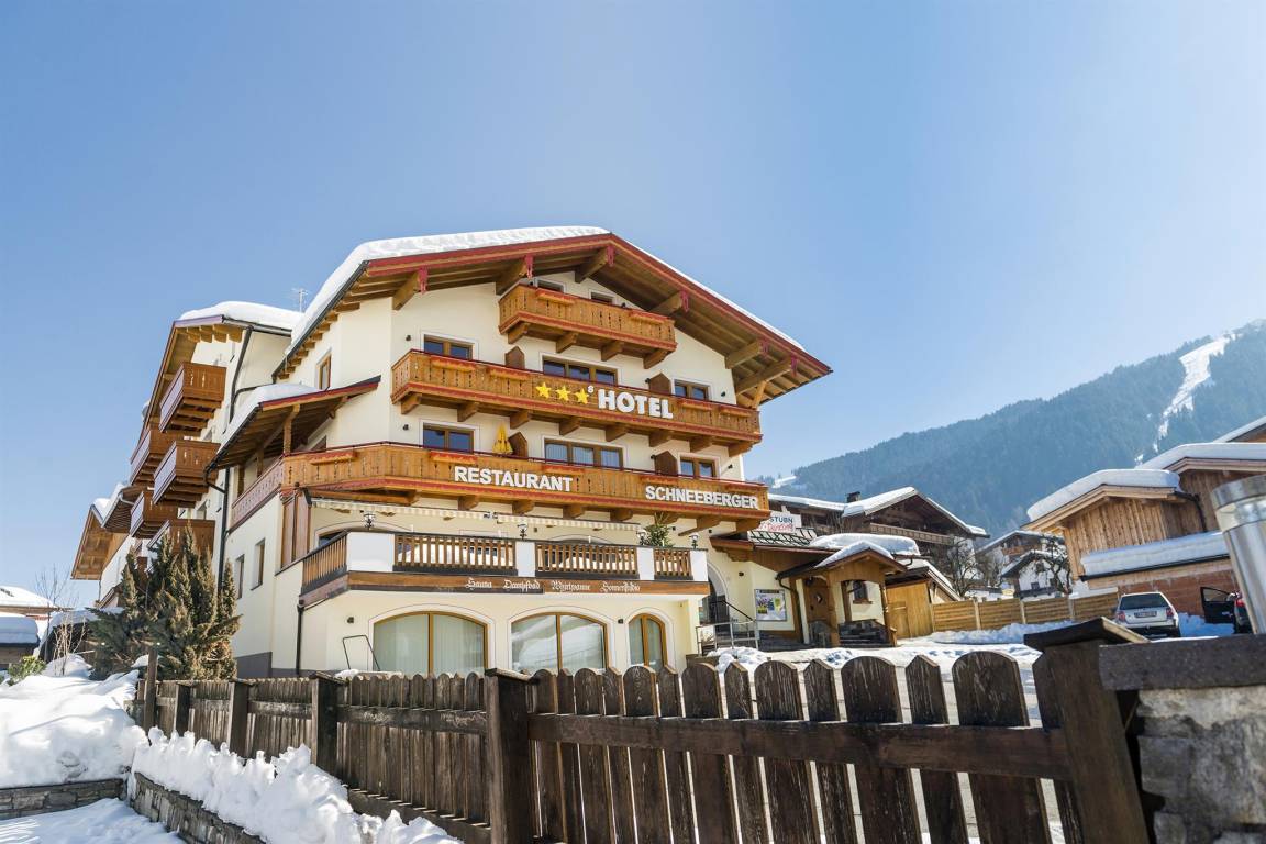 32 M² Hotel ∙ 1 Schlafzimmer ∙ 4 Gäste - Auffach