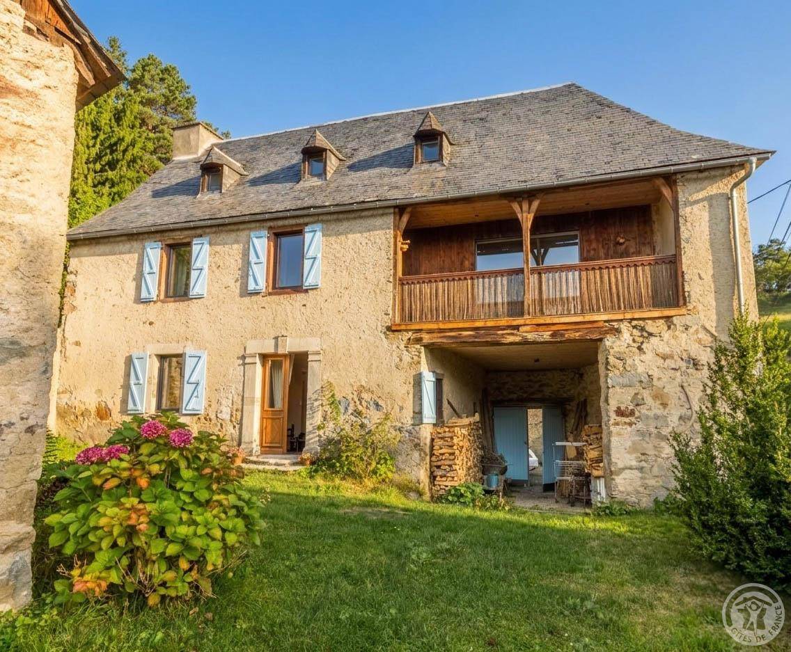 115 M² Gîte ∙ 3 Chambres ∙ 6 Personnes - Arreau