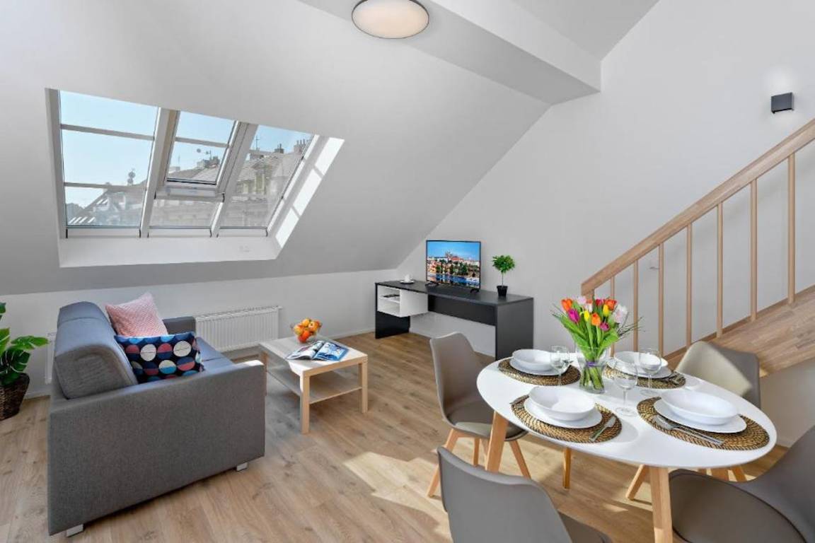 80 M² Appartement ∙ 1 Chambre ∙ 5 Personnes - Prague