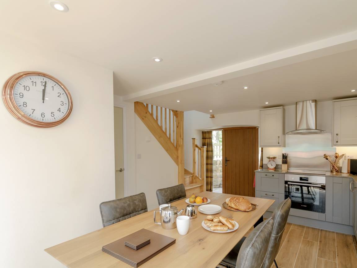 Cottage ∙ 2 Bedrooms ∙ 4 Guests - 