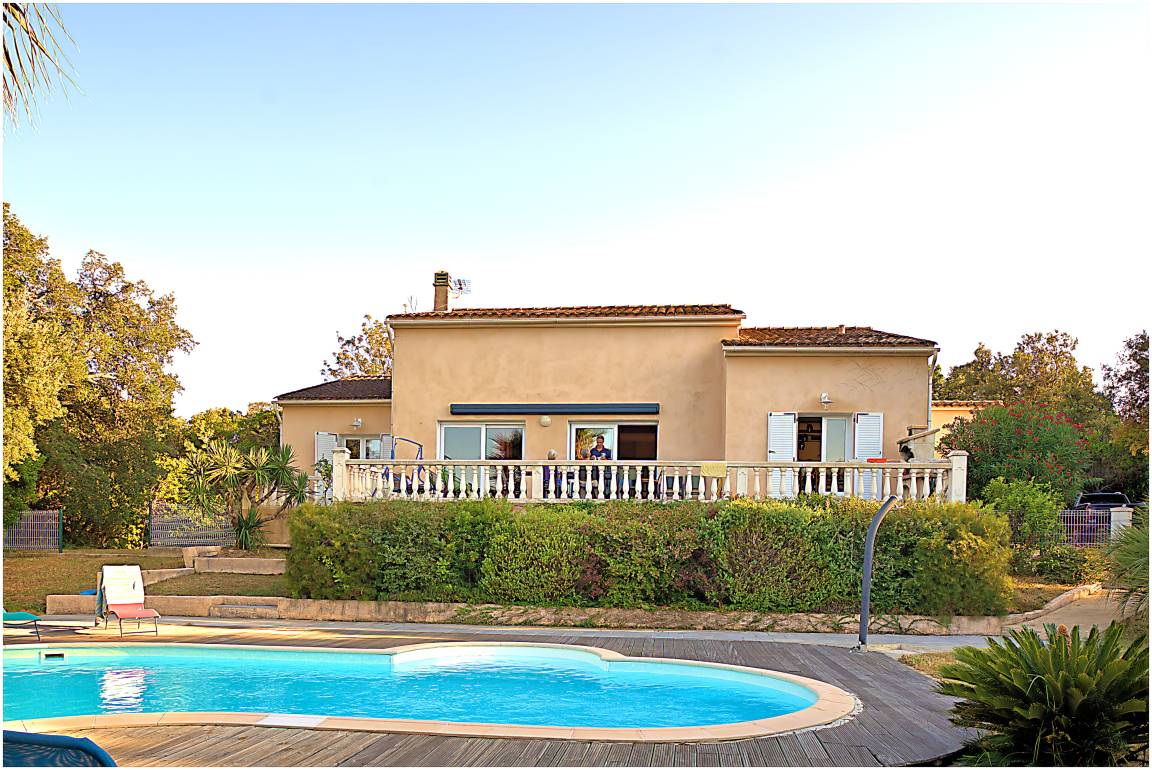 220 M² Villa ∙ 4 Chambres ∙ 10 Personnes - Haute-Corse