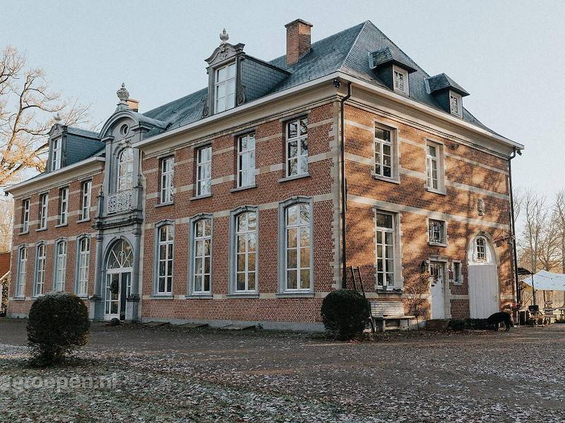 Maison De Vacances ∙ 6 Chambres ∙ 12 Personnes - Brasschaat