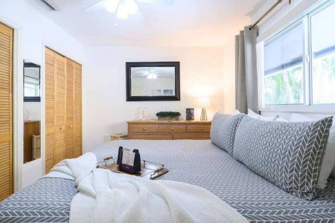 Ferienwohnung ∙ 2 Schlafzimmer ∙ 4 Gäste - Fort Lauderdale, FL