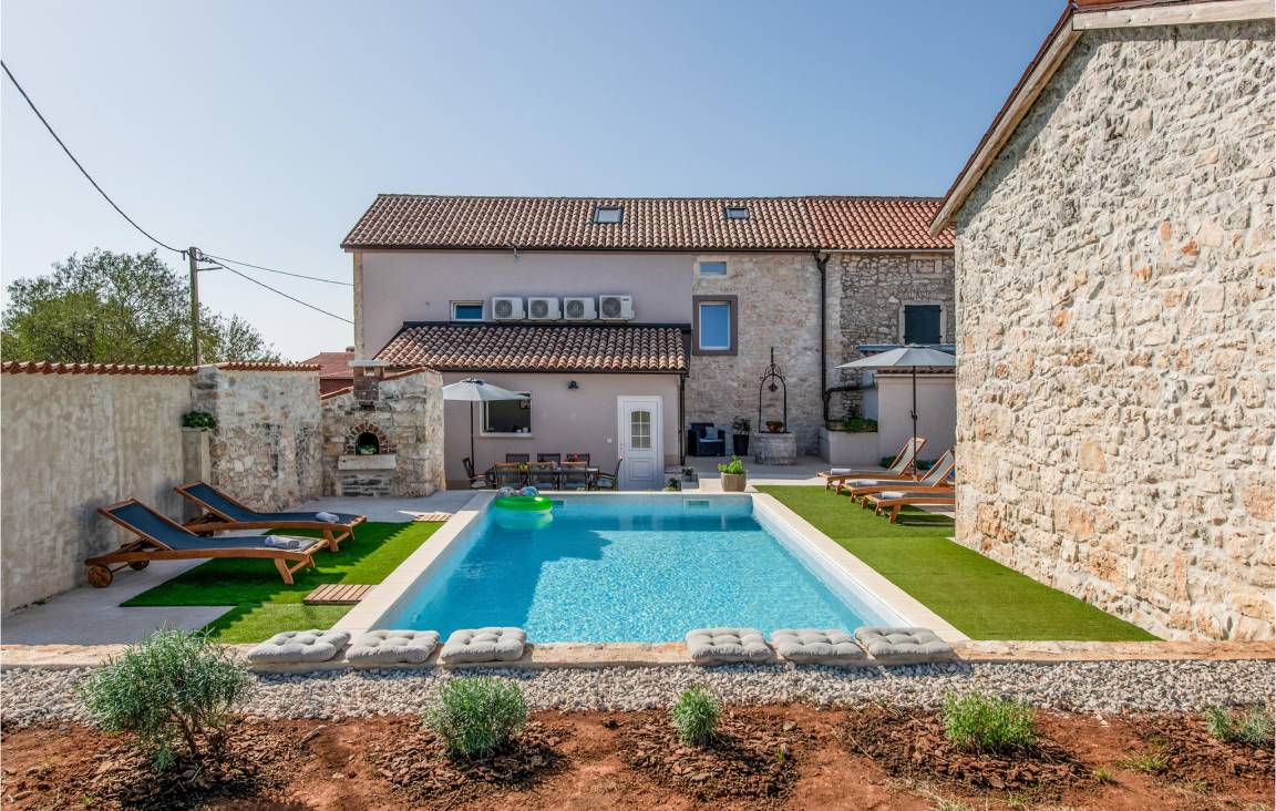 153 M² Maisonette ∙ 3 Camere Da Letto ∙ 8 Ospiti - Rakalj