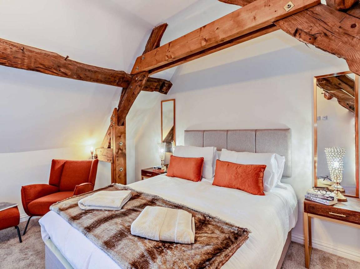 Cottage ∙ 2 Bedrooms ∙ 4 Guests - Warwick