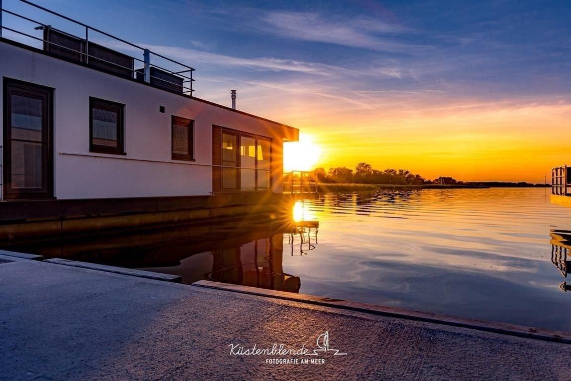 45 M² Hausboot ∙ 2 Schlafzimmer ∙ 4 Gäste - Ribnitz-Damgarten