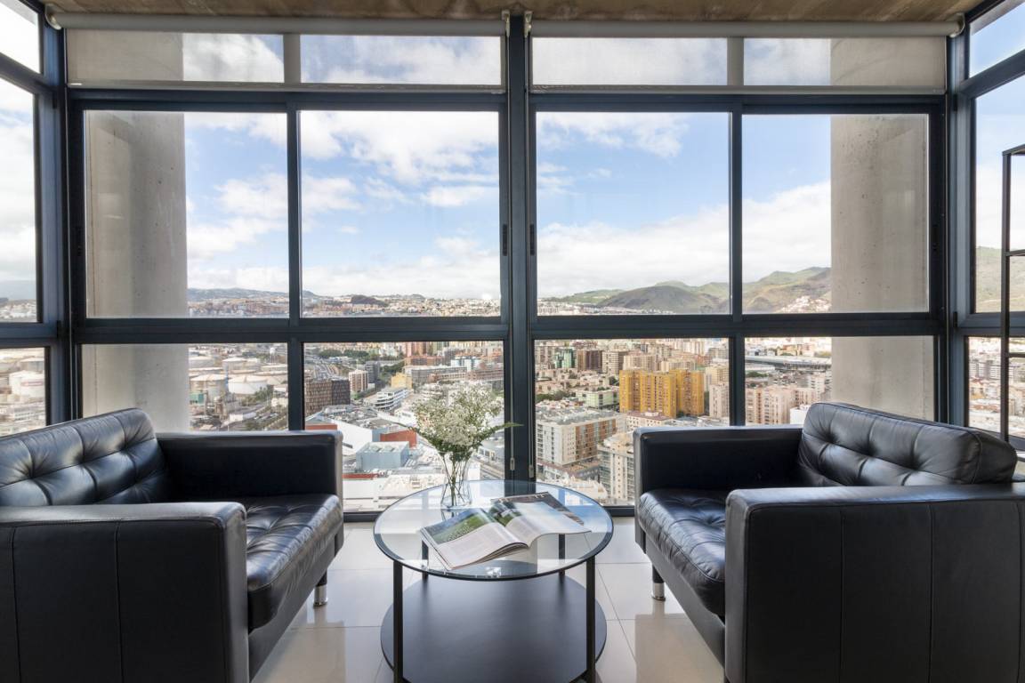 91 M² Apartamento ∙ 2 Habitaciones ∙ 4 Huéspedes - Santa Cruz de Tenerife