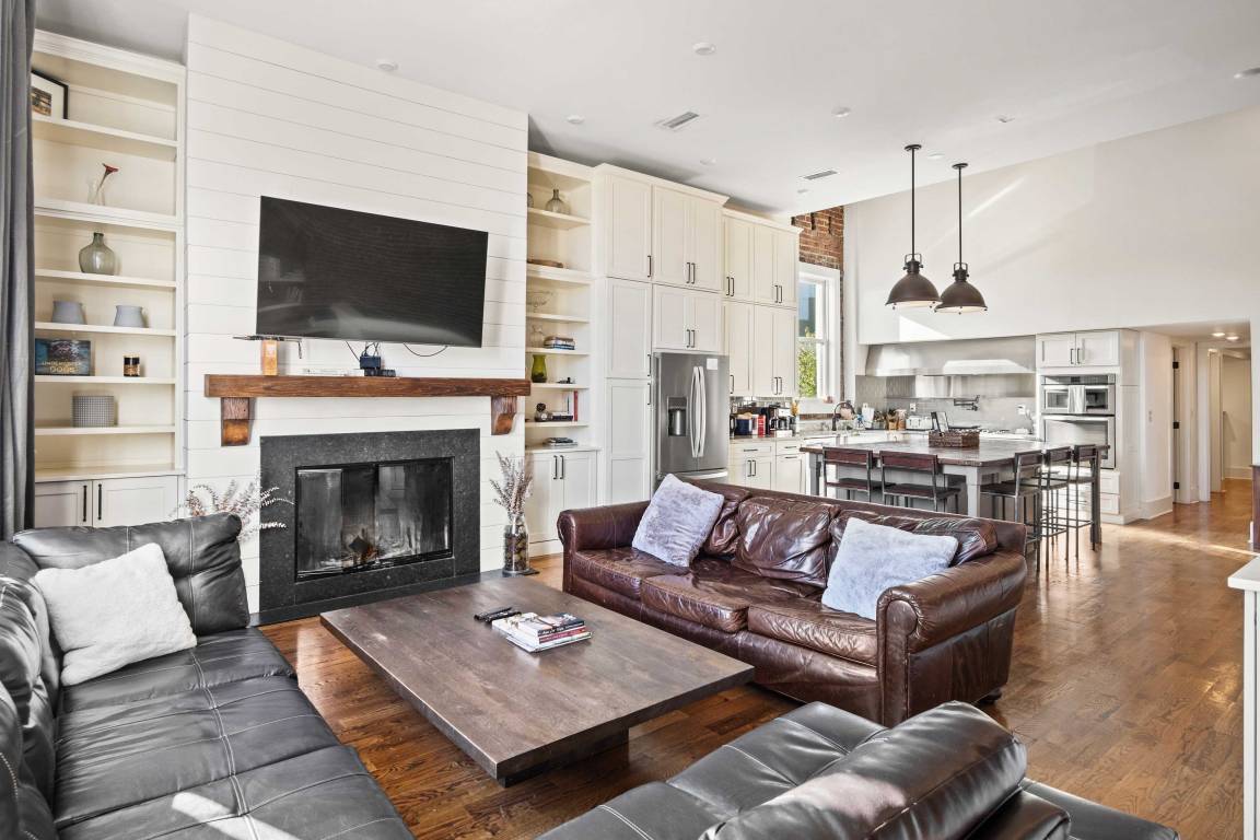 232 M² Apartment ∙ 3 Bedrooms ∙ 10 Guests - Neyland Stadium Knoxville