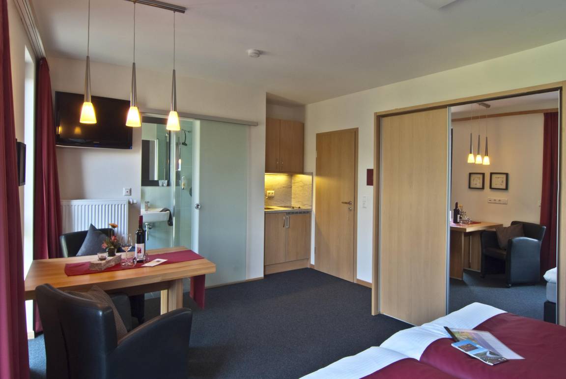 30 M² Ferienwohnung ∙ 1 Schlafzimmer ∙ 2 Gäste - Wormeldingen