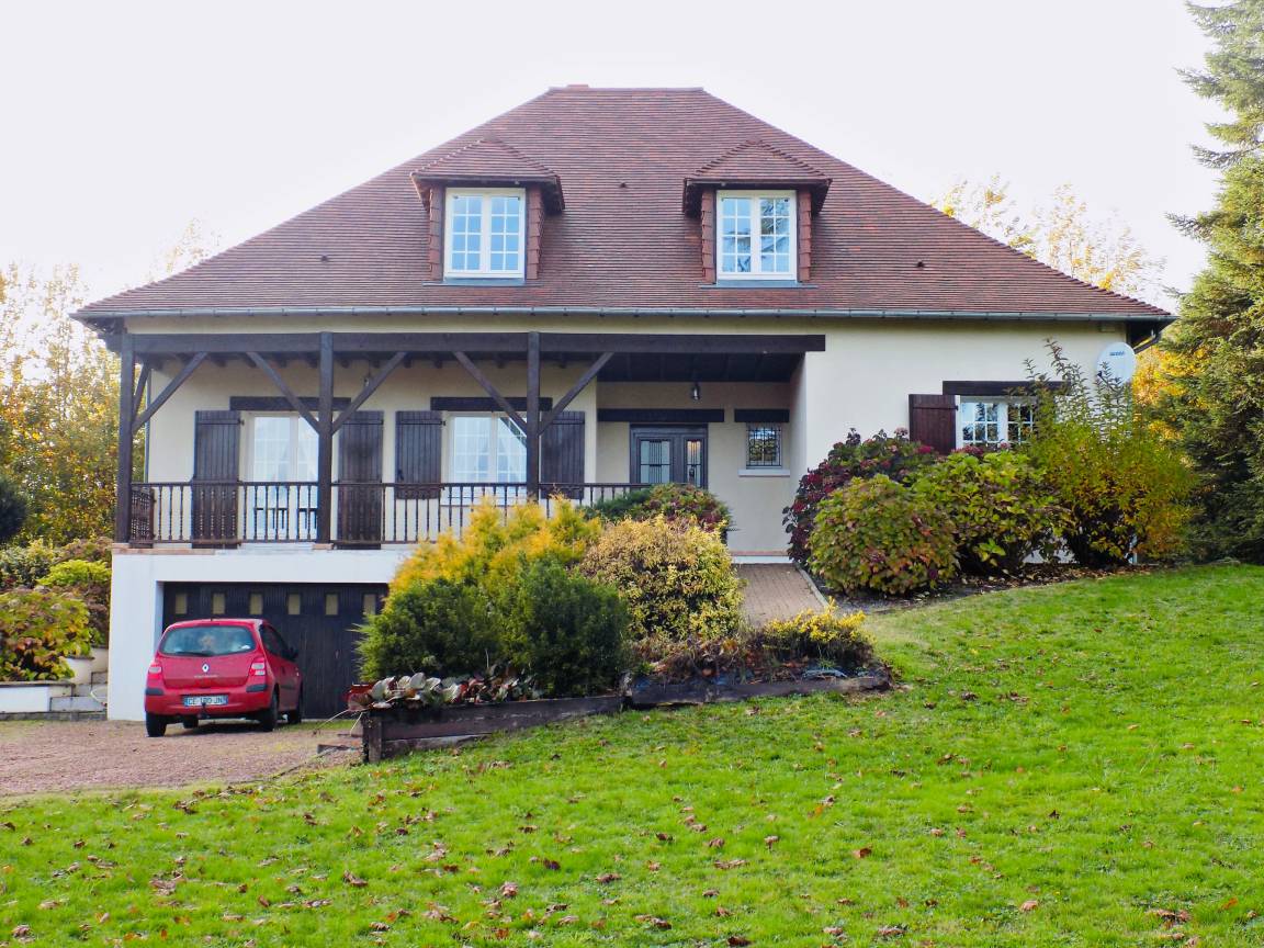 232 M² Ferienhaus ∙ 3 Schlafzimmer ∙ 8 Gäste - Saint-Mathieu