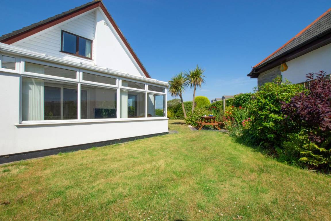 Cottage ∙ 3 Bedrooms ∙ 6 Guests - Saint Merryn