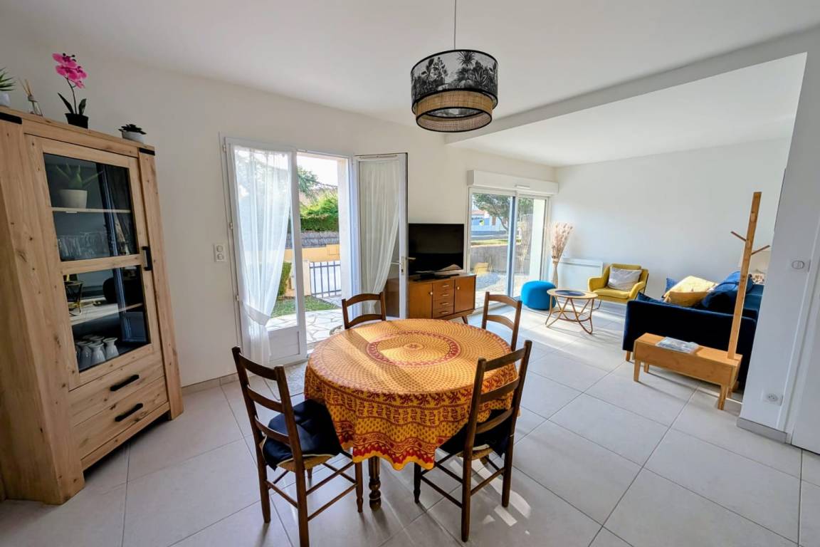 74 M² House ∙ 2 Bedrooms ∙ 4 Guests - Vendée