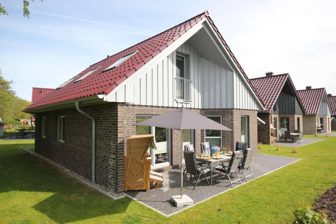 110 M² Ferienhaus ∙ 3 Schlafzimmer ∙ 8 Gäste - Neustadt in Holstein