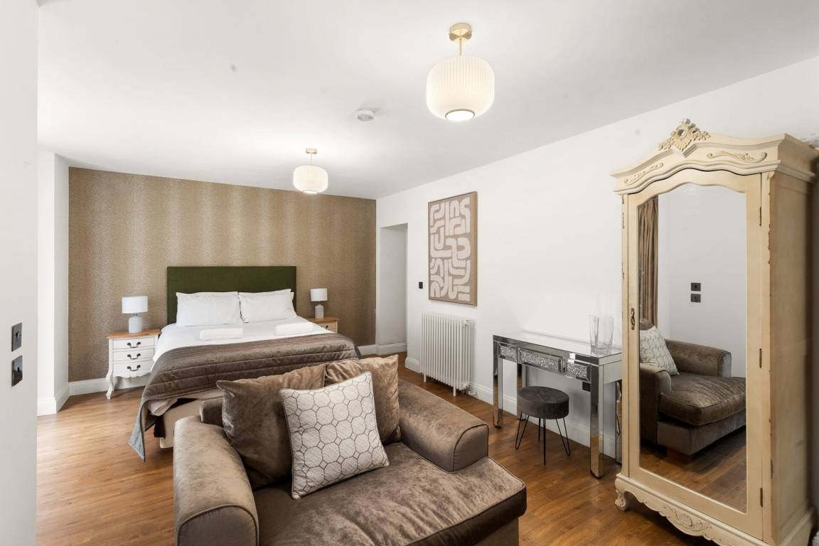 Ferienwohnung ∙ 3 Schlafzimmer ∙ 5 Gäste - Southend-on-Sea