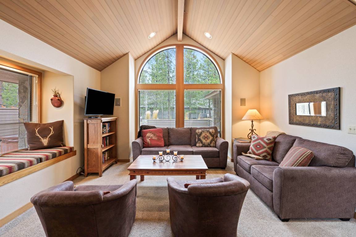 218 M² House ∙ 4 Bedrooms ∙ 10 Guests - Oregon