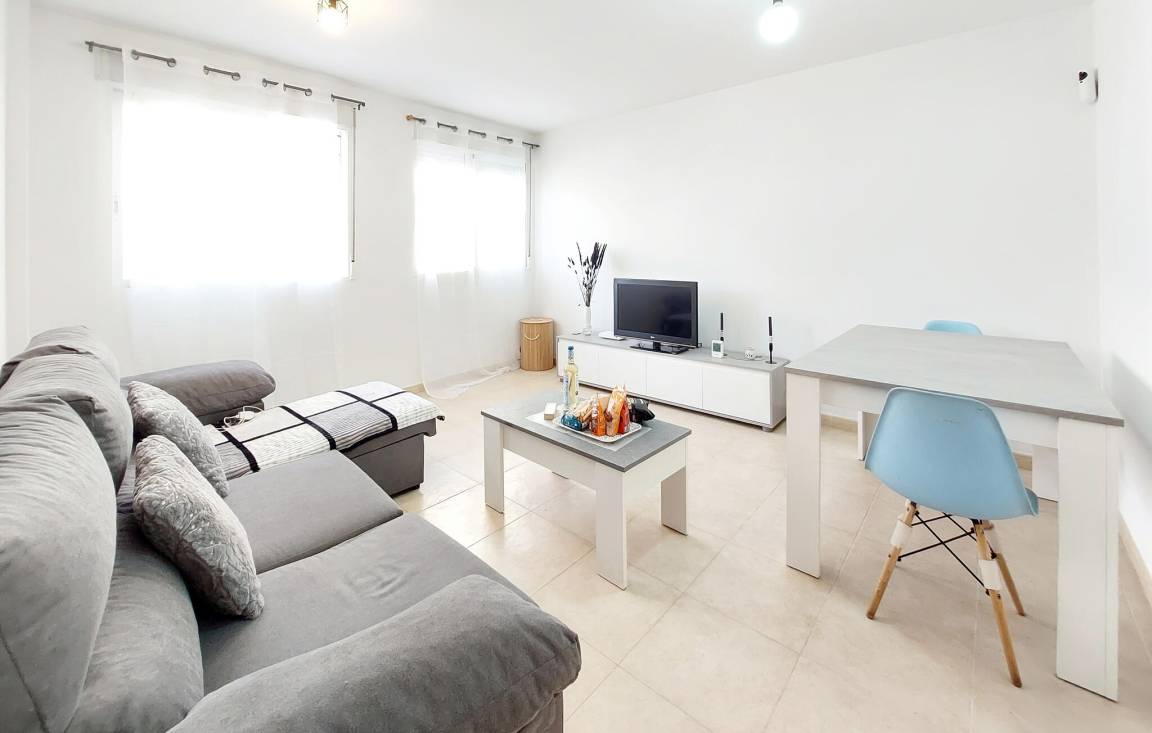 85 M² Appartement ∙ 2 Slaapkamers ∙ 4 Gasten - Almenara
