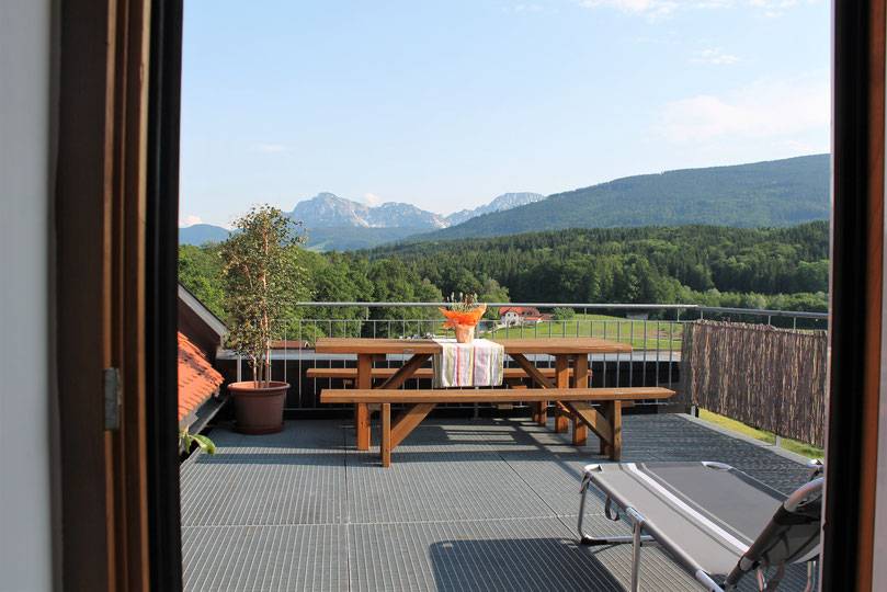 94 M² Ferienwohnung ∙ 2 Schlafzimmer ∙ 4 Gäste - Waging am See
