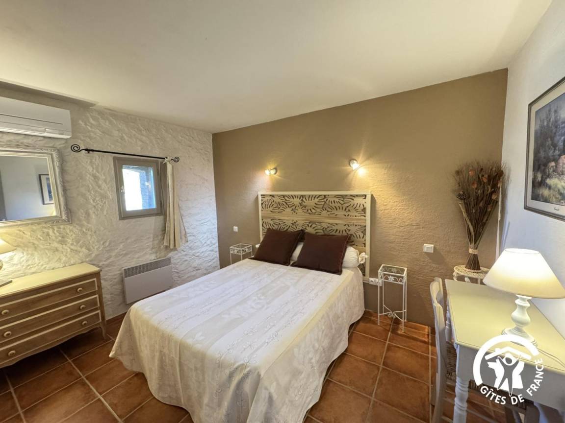 110 M² Gîte ∙ 3 Chambres ∙ 9 Personnes - Thuir