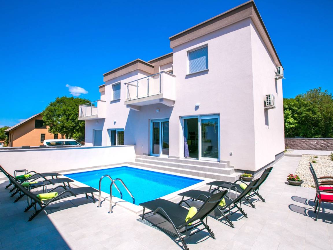 125 M² Casa ∙ 3 Habitaciones ∙ 6 Huéspedes - Cres