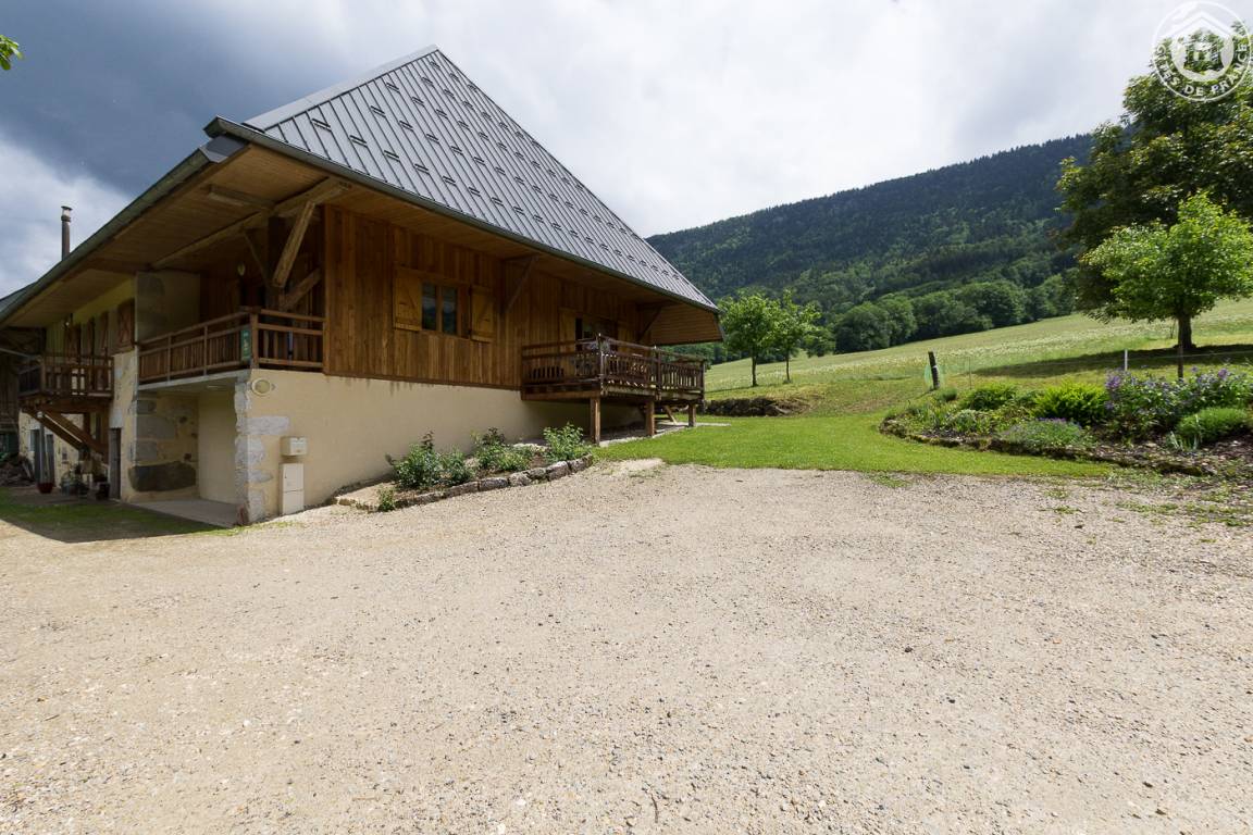 104 M² Gîte ∙ 3 Chambres ∙ 8 Personnes - La Féclaz