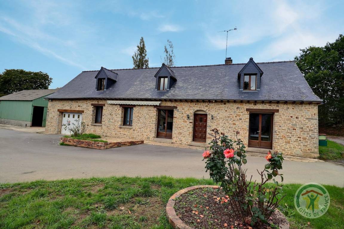 130 M² Gîte ∙ 4 Chambres ∙ 10 Personnes - Ille-et-Vilaine
