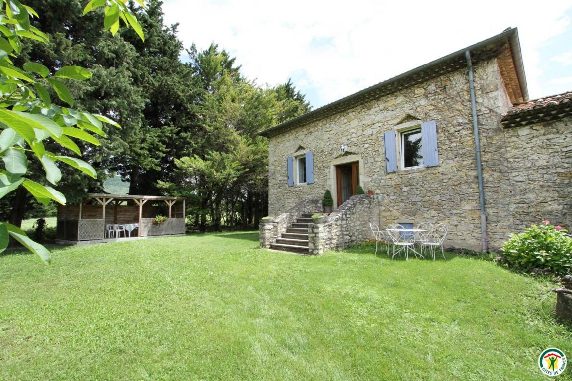 97 M² Gîte ∙ 2 Chambres ∙ 4 Personnes - Marsanne