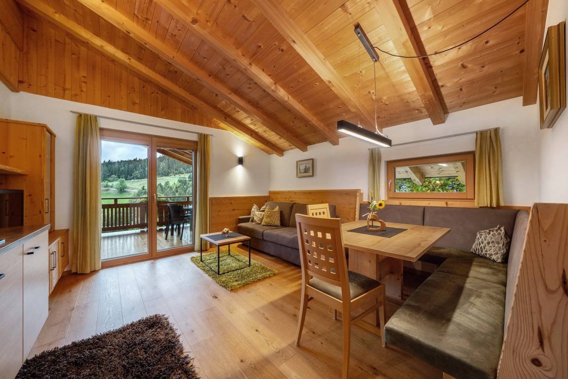 60 M² Ferienwohnung ∙ 2 Schlafzimmer ∙ 5 Gäste - Hafling