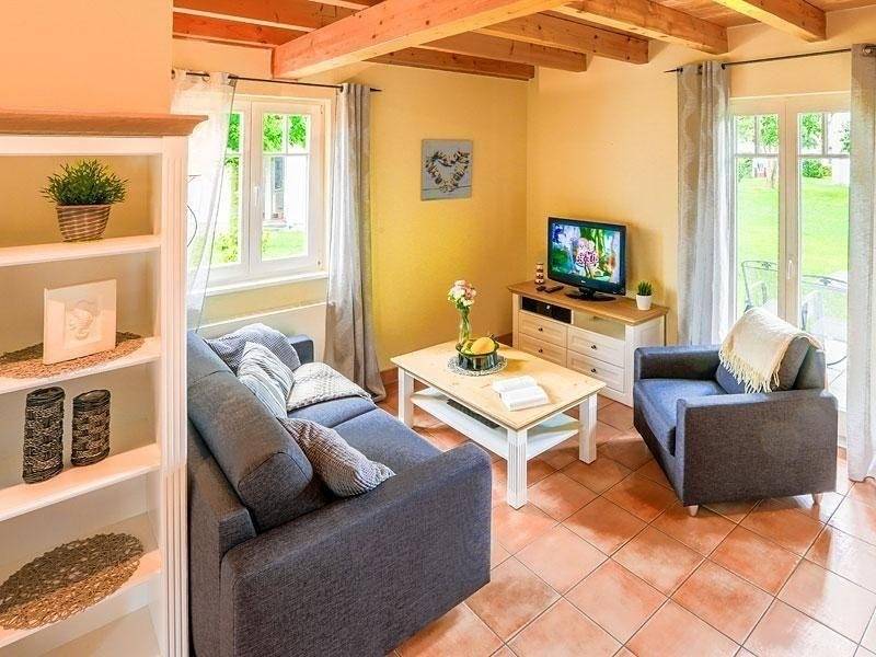 64 M² Ferienhaus ∙ 2 Schlafzimmer ∙ 6 Gäste - Nienhagen