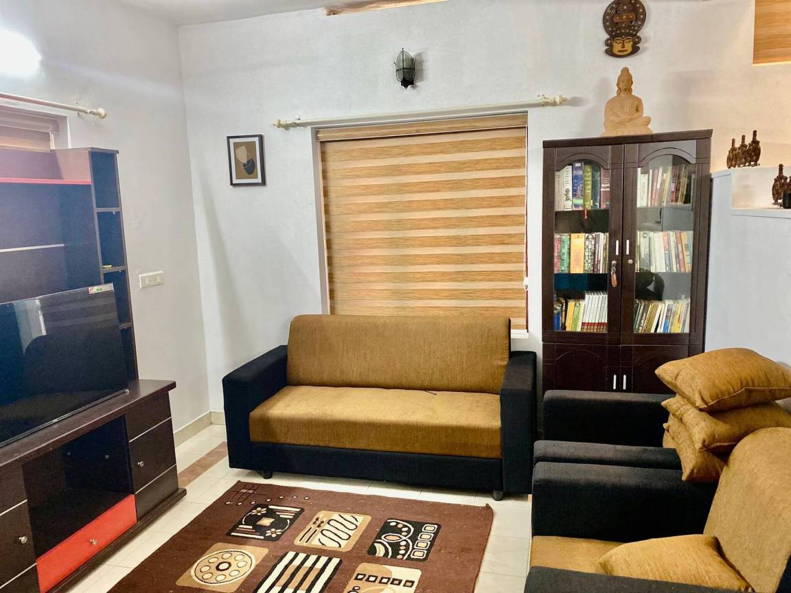 93 M² House ∙ 2 Bedrooms ∙ 5 Guests - Thiruvananthapuram