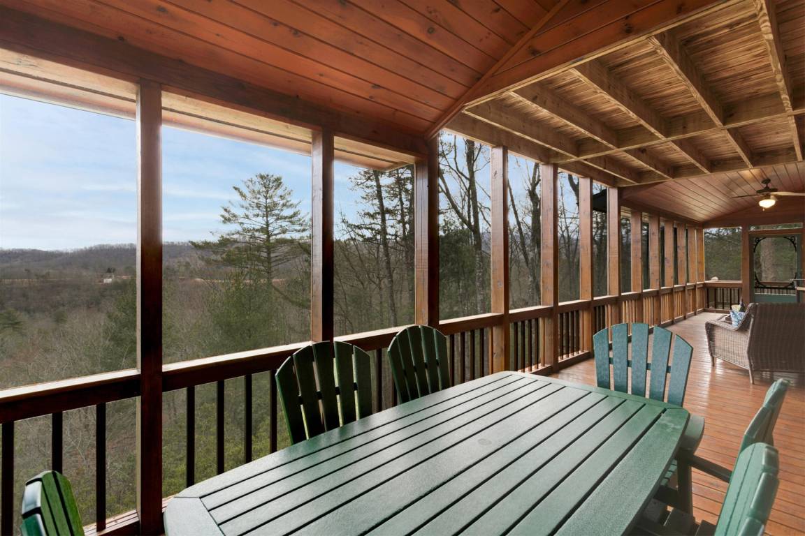 226 M² Cabaña ∙ 4 Habitaciones ∙ 8 Huéspedes - Blue Ridge, GA