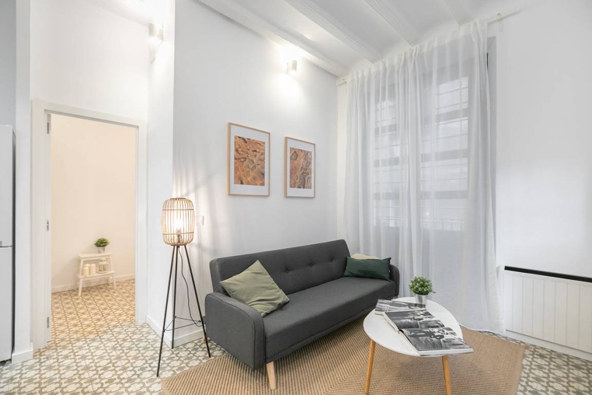 52 M² Apartment ∙ 2 Bedrooms ∙ 4 Guests - Barcelona
