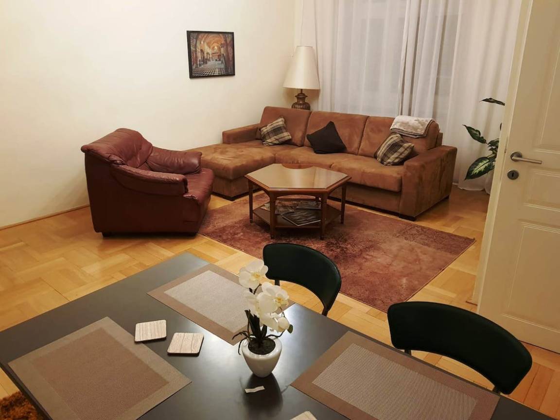 75 M² Ferienwohnung ∙ 1 Schlafzimmer ∙ 6 Gäste - Wien