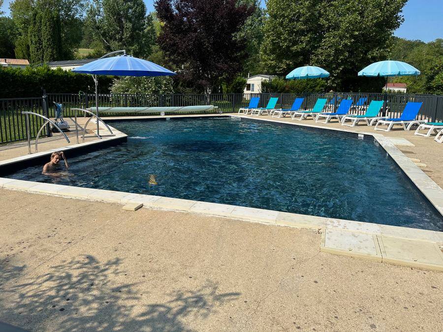 42 M² Caravan ∙ 2 Bedrooms ∙ 5 Guests - Dordogne