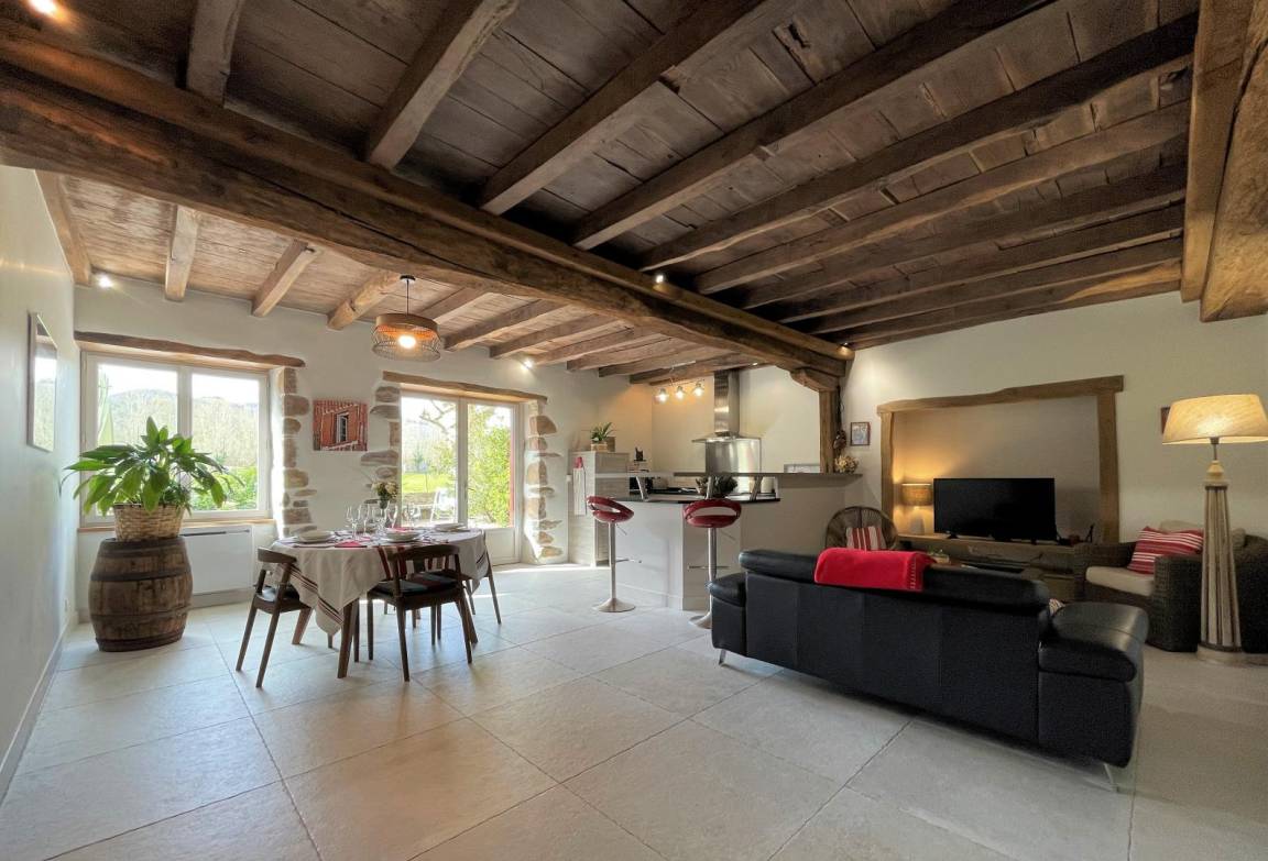 100 M² Gîte ∙ 2 Chambres ∙ 4 Personnes - Sare