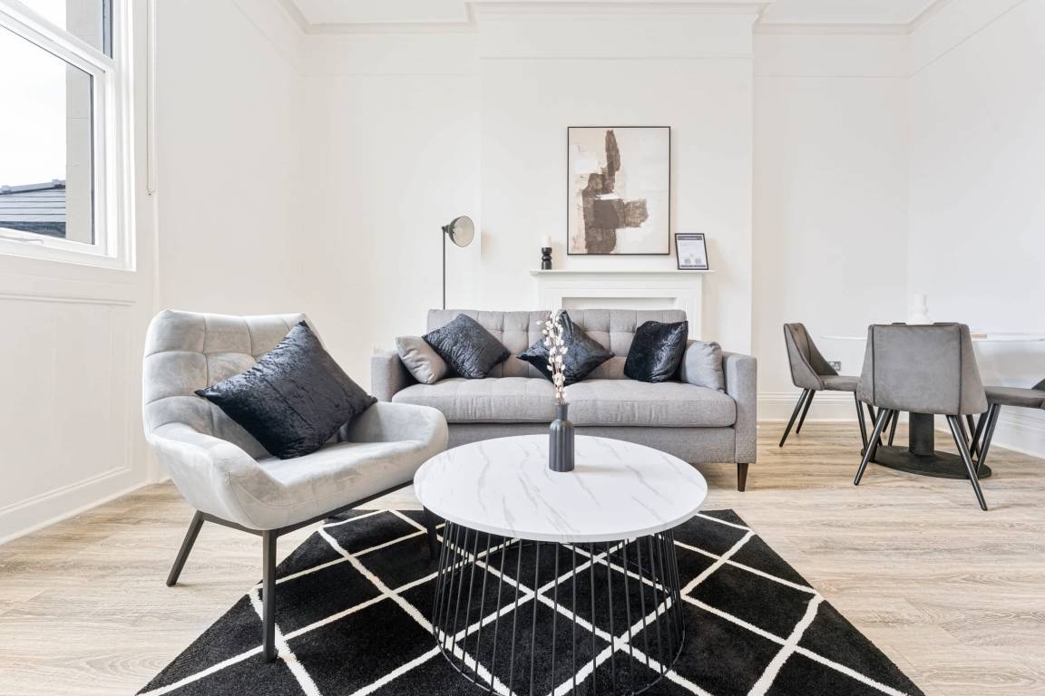 70 평방 미터 아파트  ∙ 침실 2개 ∙ 게스트 4명 - 첼트넘