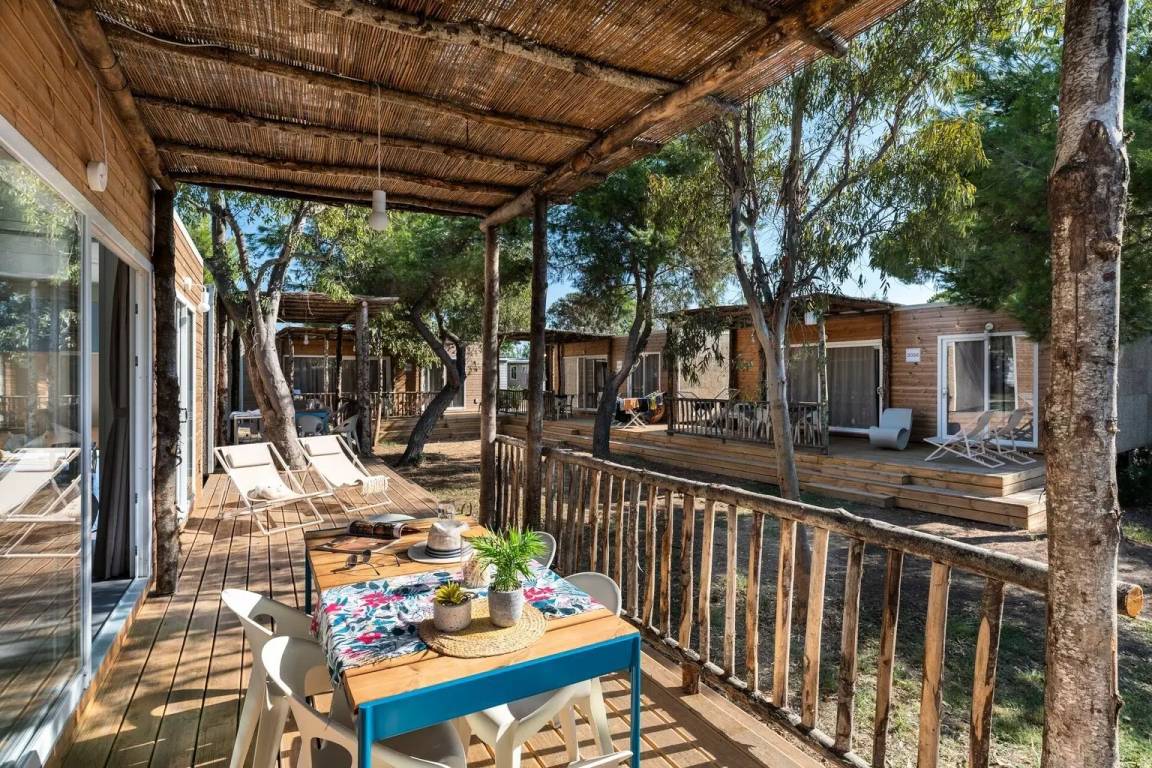 31 M² Caravan ∙ 2 Bedrooms ∙ 5 Guests - Cecina