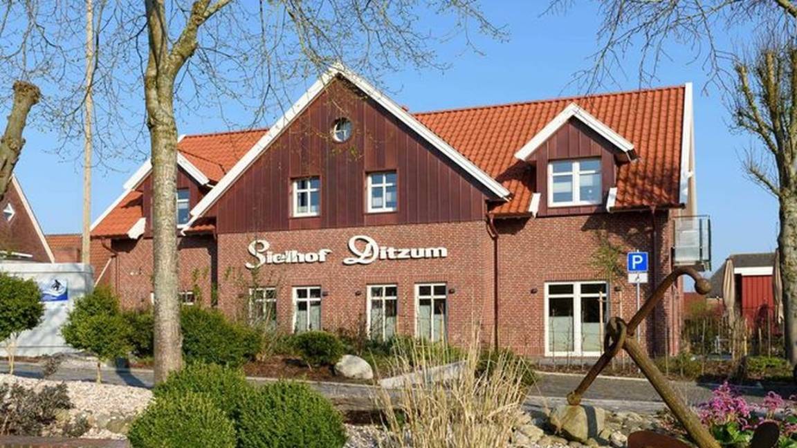 90 M² Ferienwohnung ∙ 3 Schlafzimmer ∙ 6 Gäste - Leer (Ostfriesland)