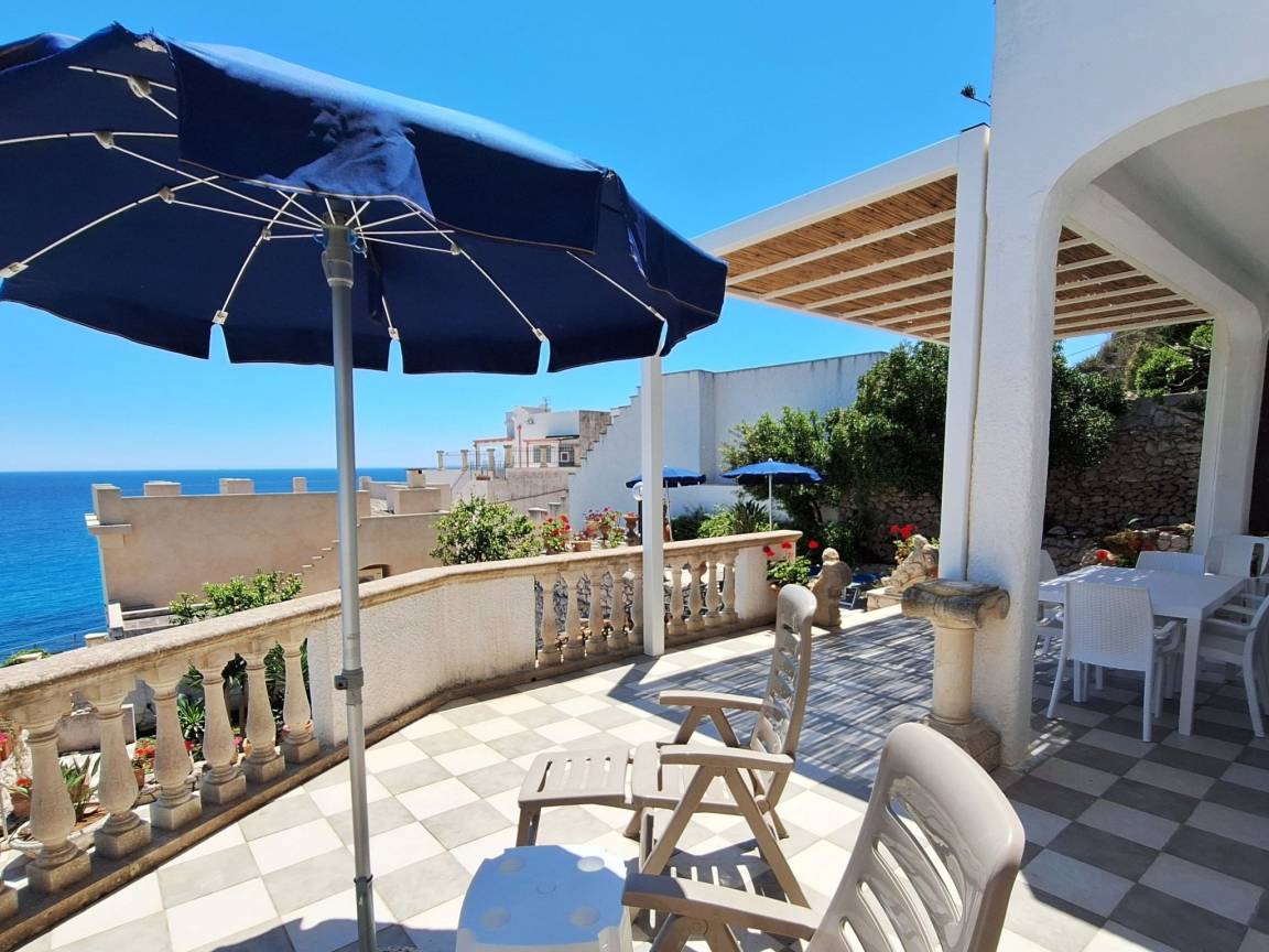 135 M² House ∙ 3 Bedrooms ∙ 7 Guests - Santa Cesarea Terme