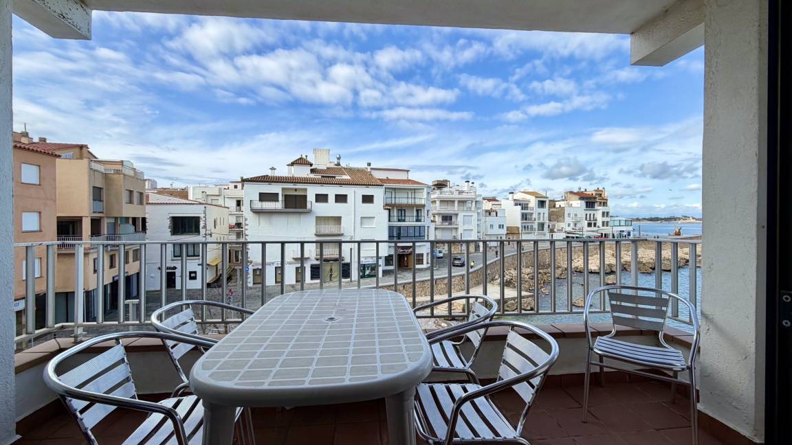 75 M² Apartamento ∙ 3 Quartos ∙ 6 Hóspedes - L'Escala