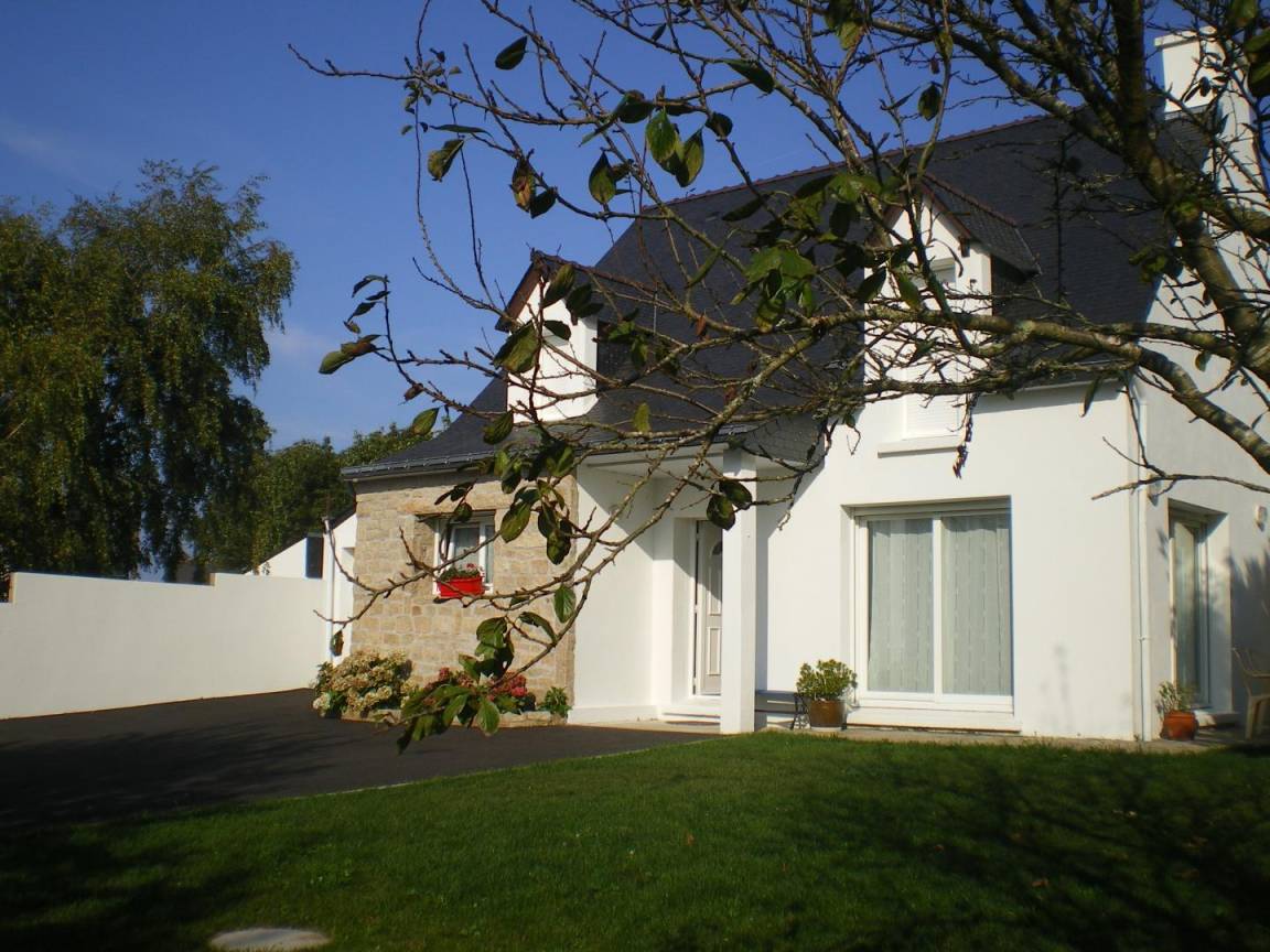 120 M² Gîte ∙ 4 Chambres ∙ 8 Personnes - Belz