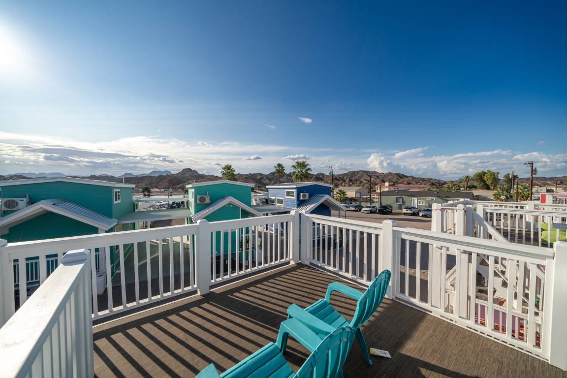 Bungalow ∙ 2 Bedrooms ∙ 8 Guests - Buckskin Mountain State Park, Parker
