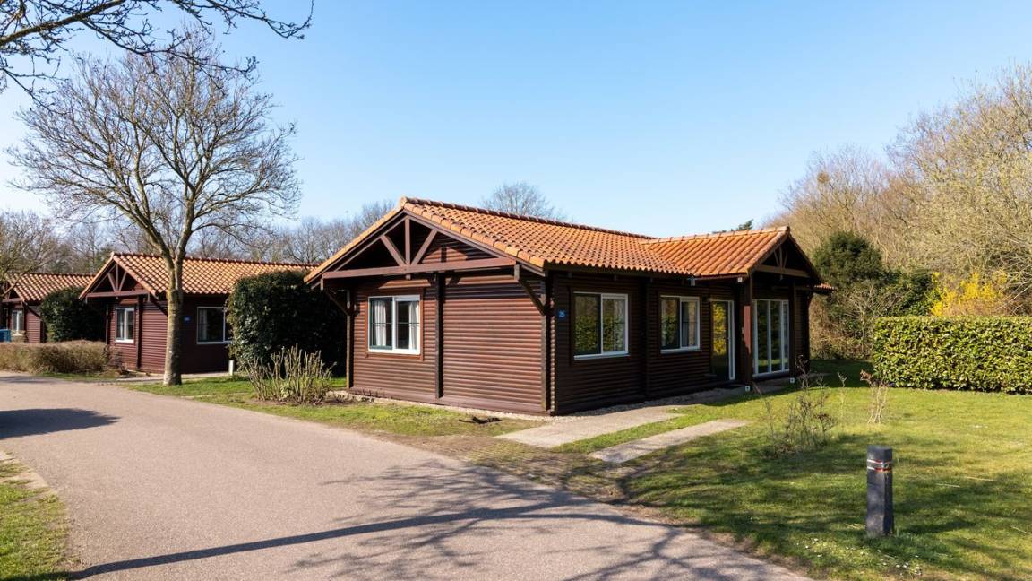 80 M² Appartement ∙ 3 Slaapkamers ∙ 6 Gasten - Putten