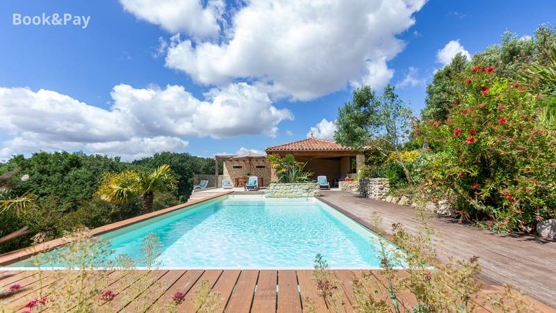 170 M² Villa ∙ 3 Chambres ∙ 6 Personnes - Auch