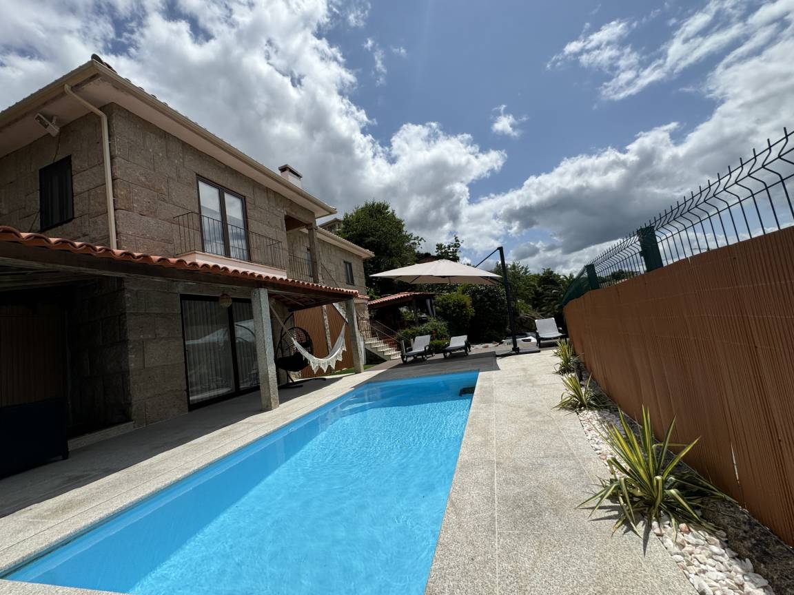 220 M² Cottage ∙ 6 Chambres ∙ 12 Personnes - Mondim de Basto