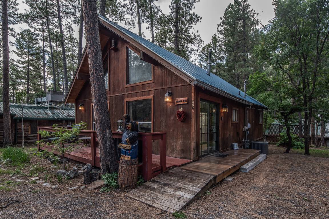 112 M² Cabin ∙ 3 Bedrooms ∙ 11 Guests - Ruidoso, NM